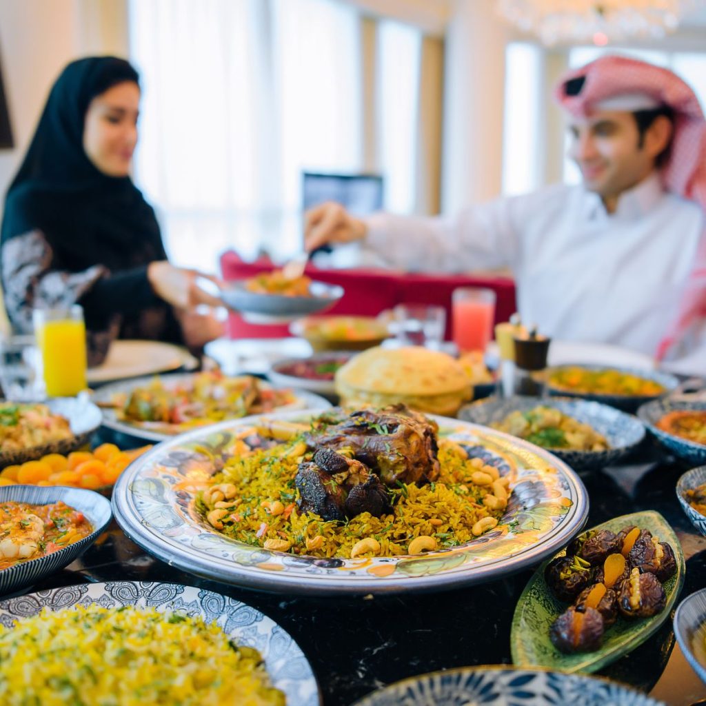 Bikin Jatuh Cinta, Ini 5 Makanan Khas Saudi Arabia yang Wajib Dicoba!